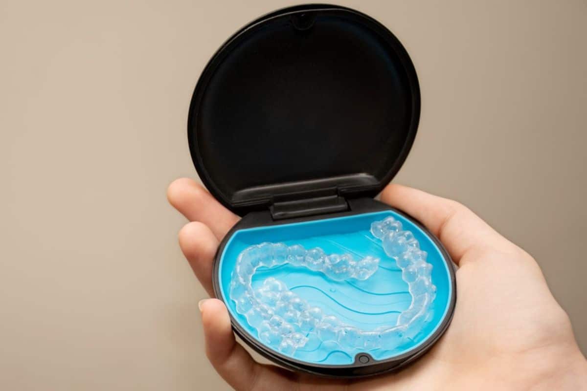 Bad Habits To Avoid If You Have Invisalign | Cameron Orthodontics